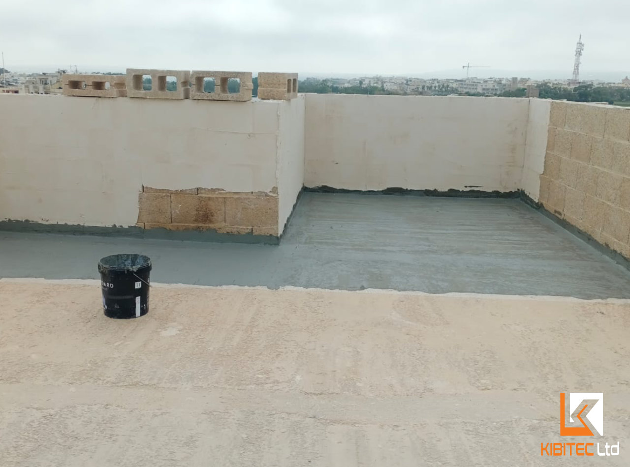 7 Essential Tips On How To Screed Concrete Against A Wall | KIBITEC